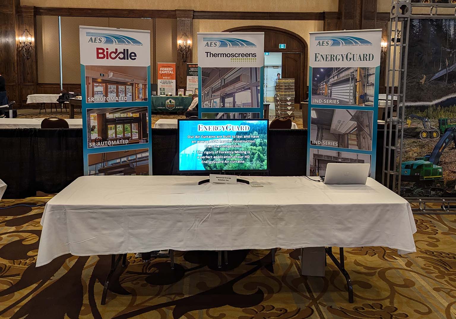 Trade Show Signage: The Ultimate Guide - Custom Signs, Custom Banner ...