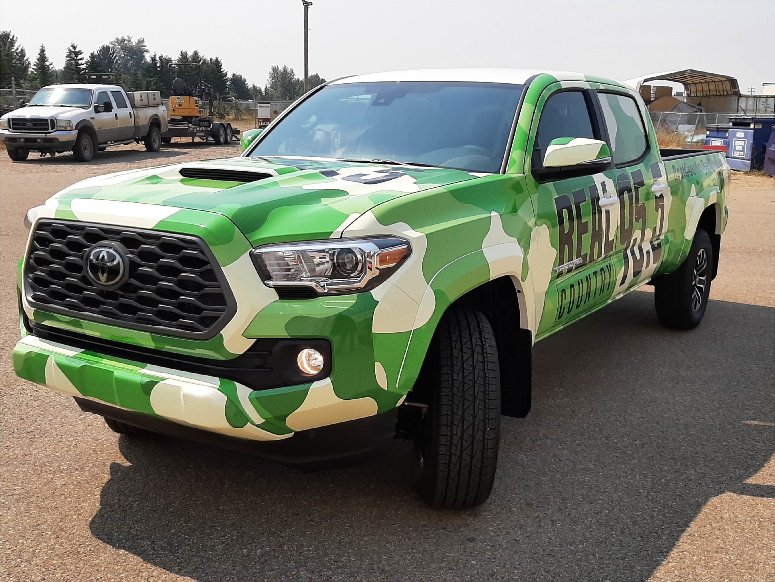 Vinyl Car & Vehicle Wraps Red Deer | SpeedPro
