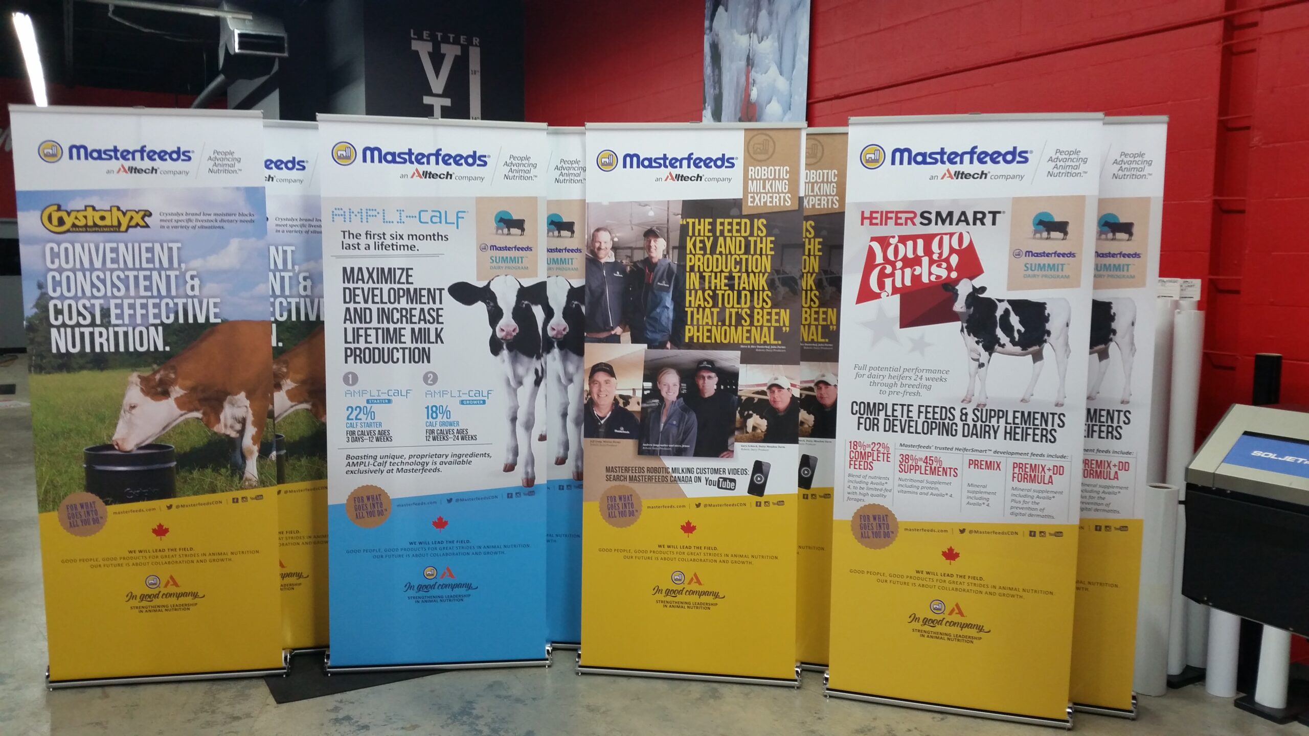 7 Ways to Promote Your Business at Exhibitions - SpeedPro Canada